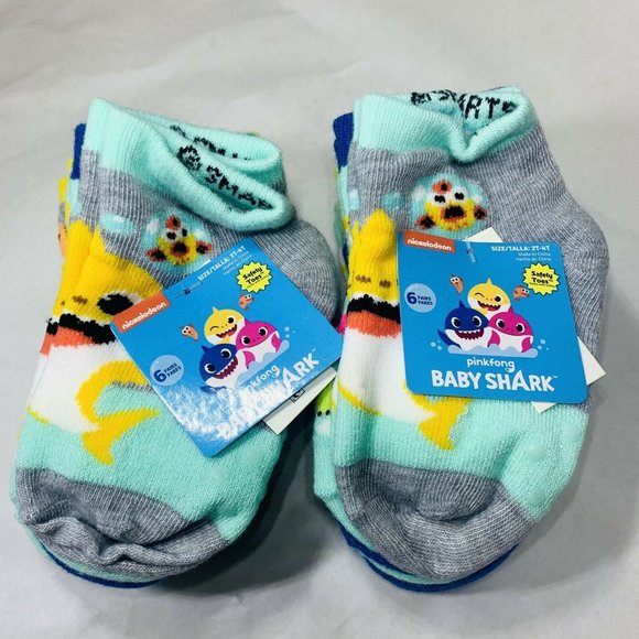 Nickelodeon | Accessories | Toddler Baby Shark Socks With Grips 3t 5t 2 ...